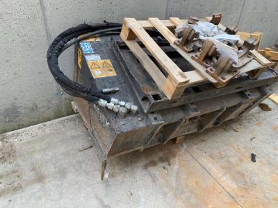 Simex CB900 - Bucket crusher for sale in Rome by Omeco Spa