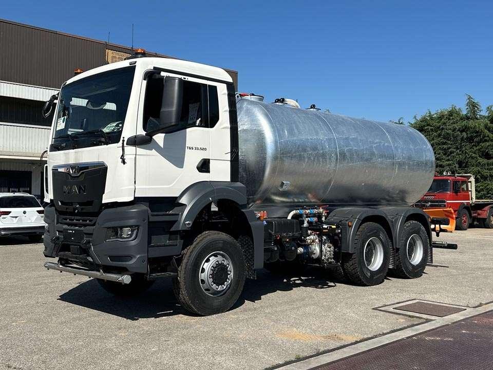 Man TGS 33.520 6X6 - Autocarri - Camion for sale in Cuneo by Massucco T ...