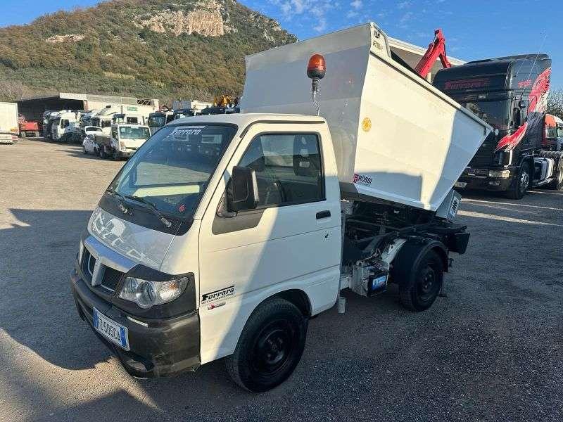 Piaggio porter - Garbage truck for sale in Naples by Ferrara Veicoli