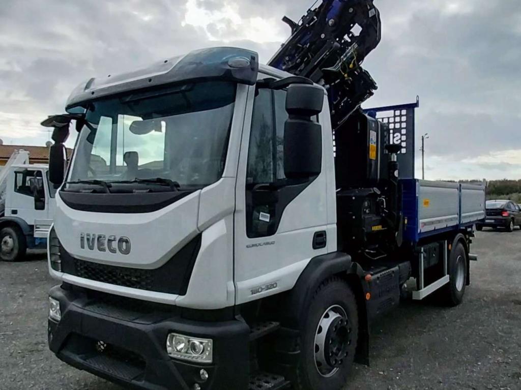 Iveco IVECO ML180E32 K - Tipper truck with crane for sale in La Spezia ...