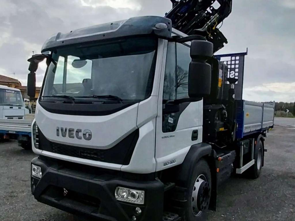 Iveco IVECO ML180E32 K - Tipper truck with crane for sale in La Spezia ...