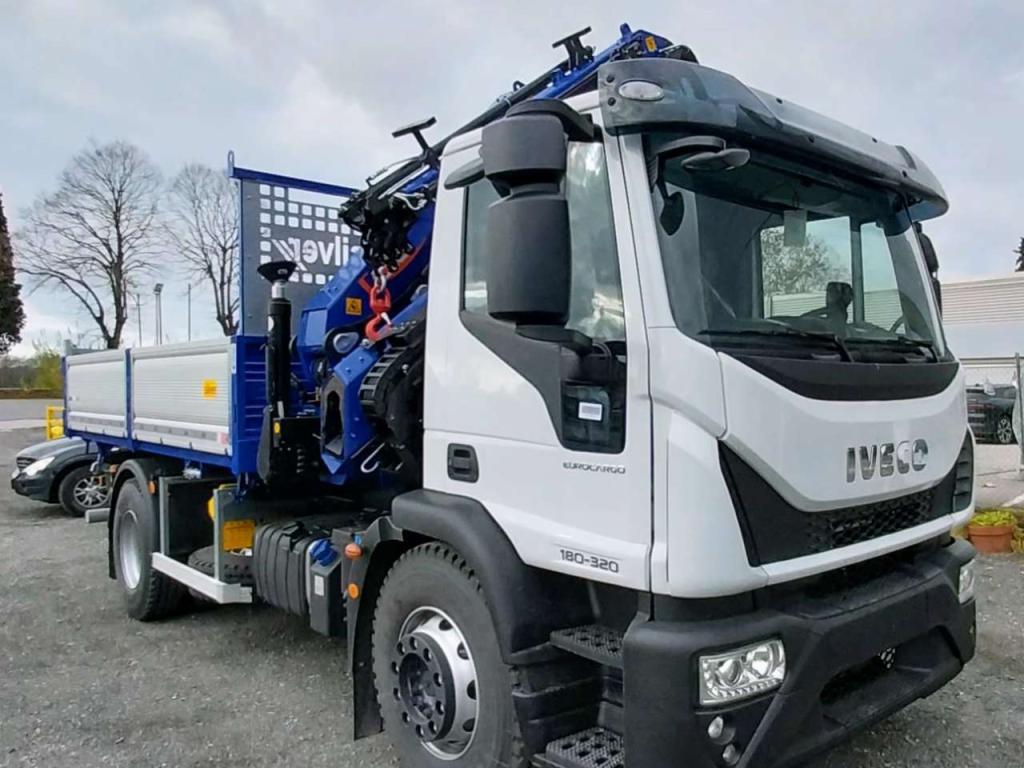 Iveco IVECO ML180E32 K - Tipper truck with crane for sale in La Spezia ...