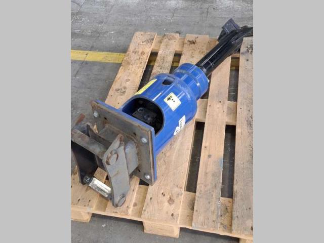 TRIVELLA/PUNTA PER MINI ESCAVATORI 18 Q for sale in Florence by C.A. E ...