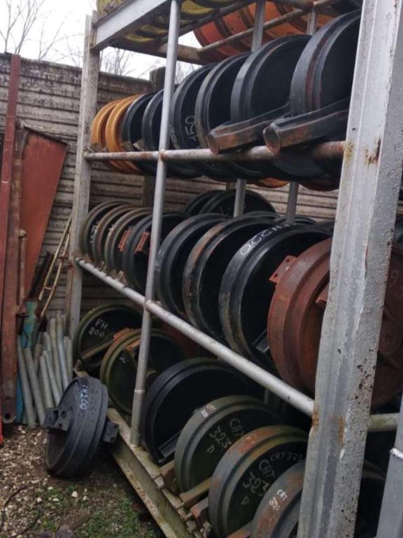 Berco Idler wheel for sale in Piacenza by Mori Onofrio di Mori Maria