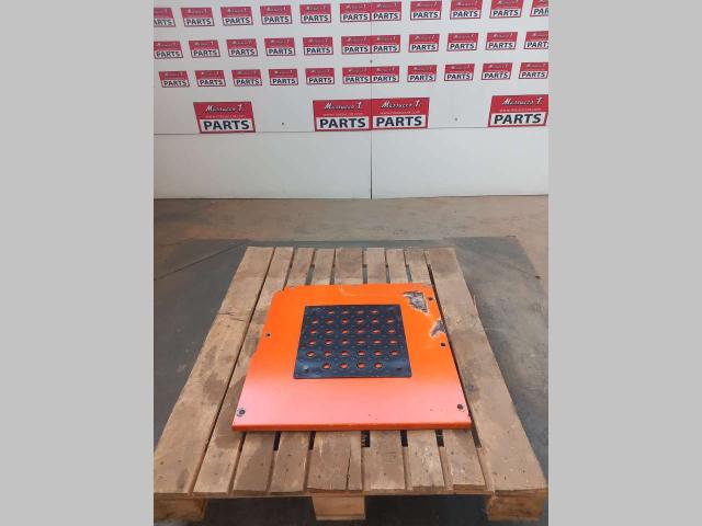 Hood and body panel for Hitachi Zx 130 for sale in Cuneo by Massucco T ...