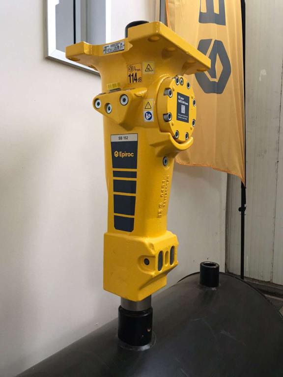 Epiroc SB152 - Hydraulic hammer for sale in Parma by Ar.An. Srl