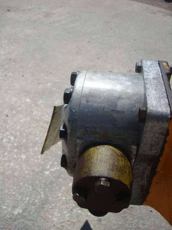Hydraulic pump for Fiat Allis FL 4C for sale in Rome by OLM 90 Srl