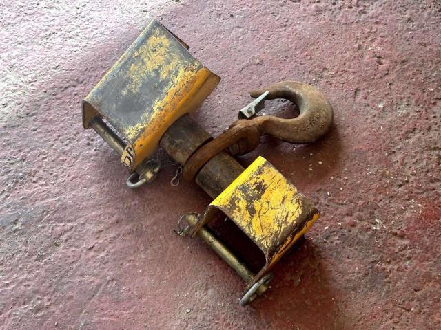 JCB 545-70200 - Hook for lifts for sale in Rome by Omeco Spa
