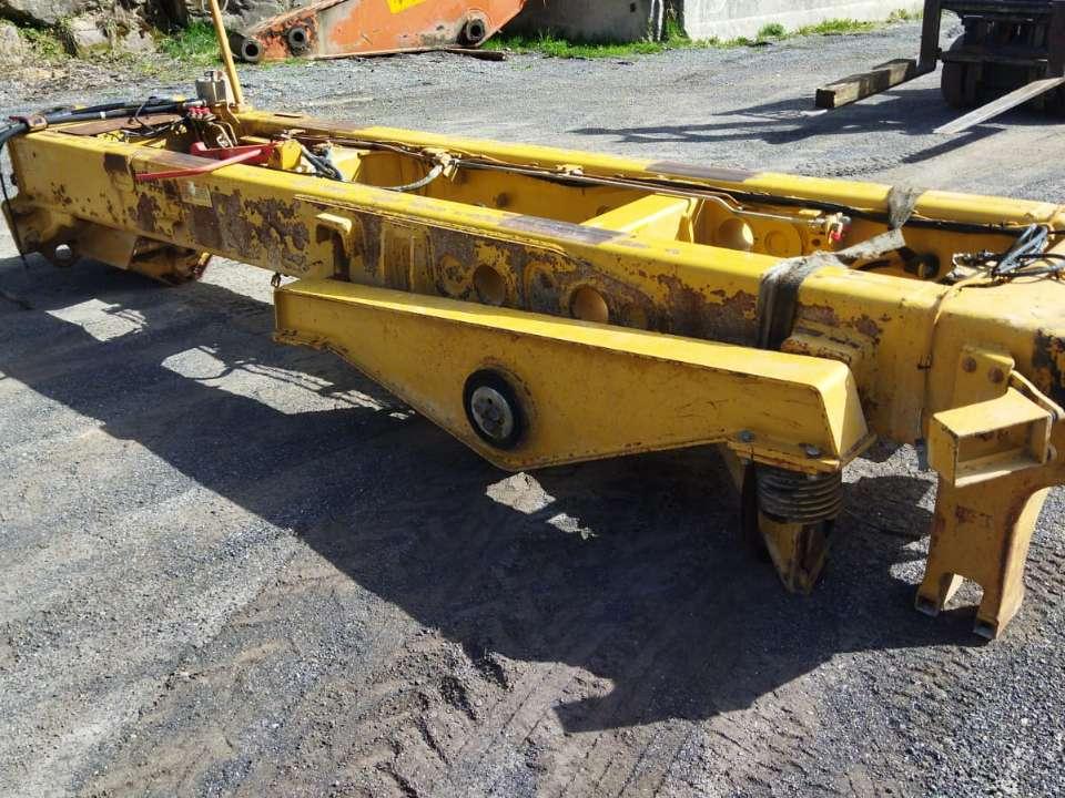 Framework for Caterpillar 730 for sale in Bergamo by PRV Ricambi Srl